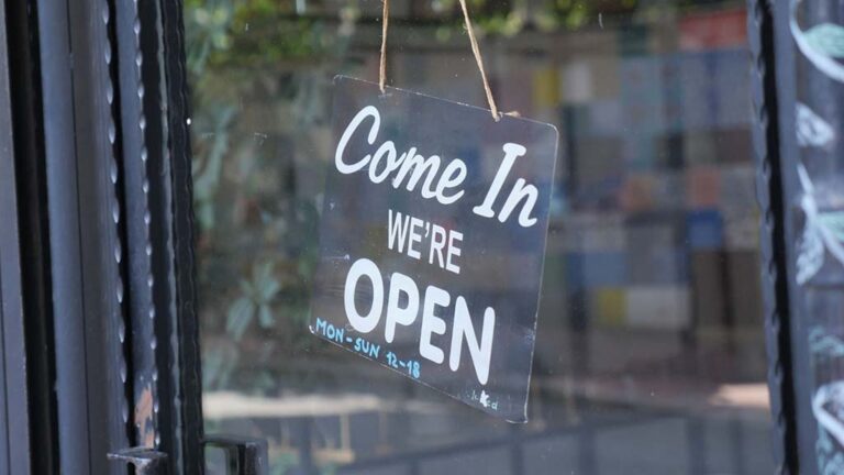 Shopify vs Ebay (2026) — Which is Better for Your Store?